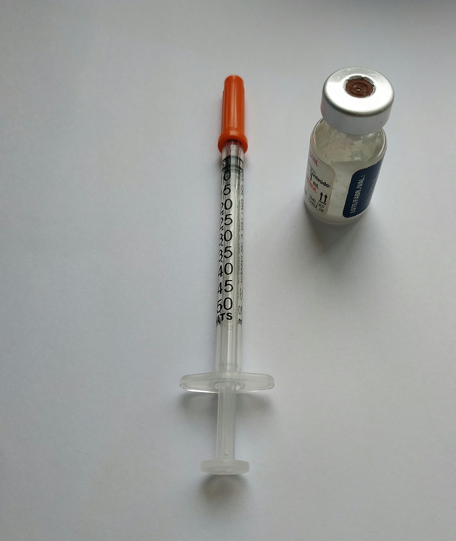 Safety Retractable Insulin Syringes - Buy предохранительно - выдвижной ...